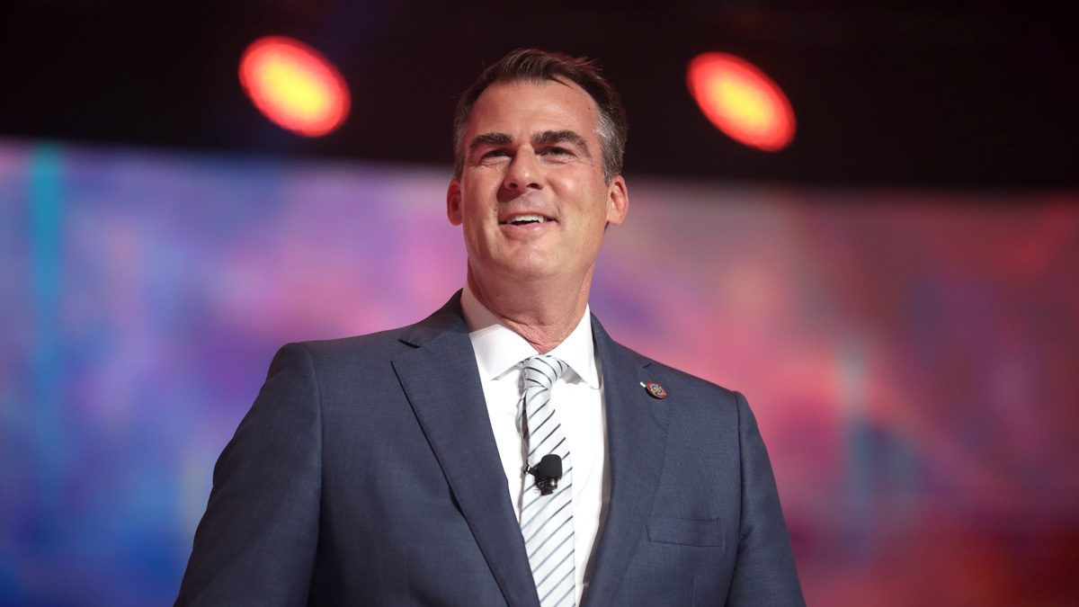Oklahoma Governor Signs Bill Preventing Discrimination Against Firearms ...
